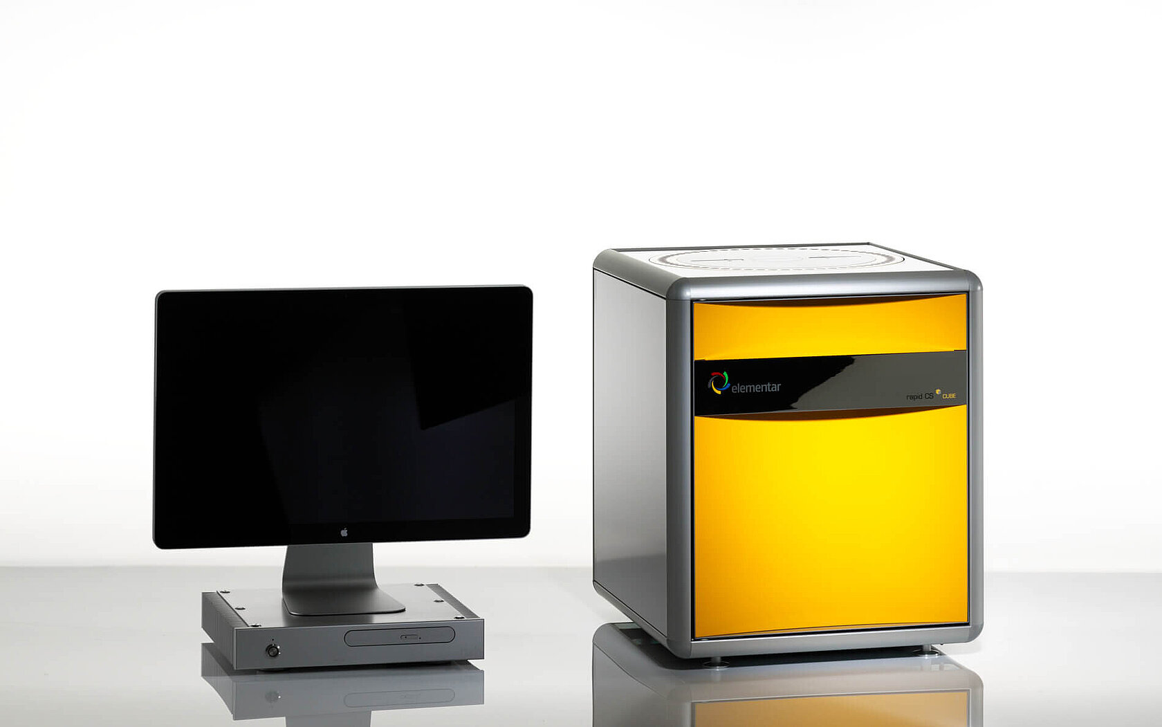 Carbon and sulfur analyzer rapid CS cube - Elementar