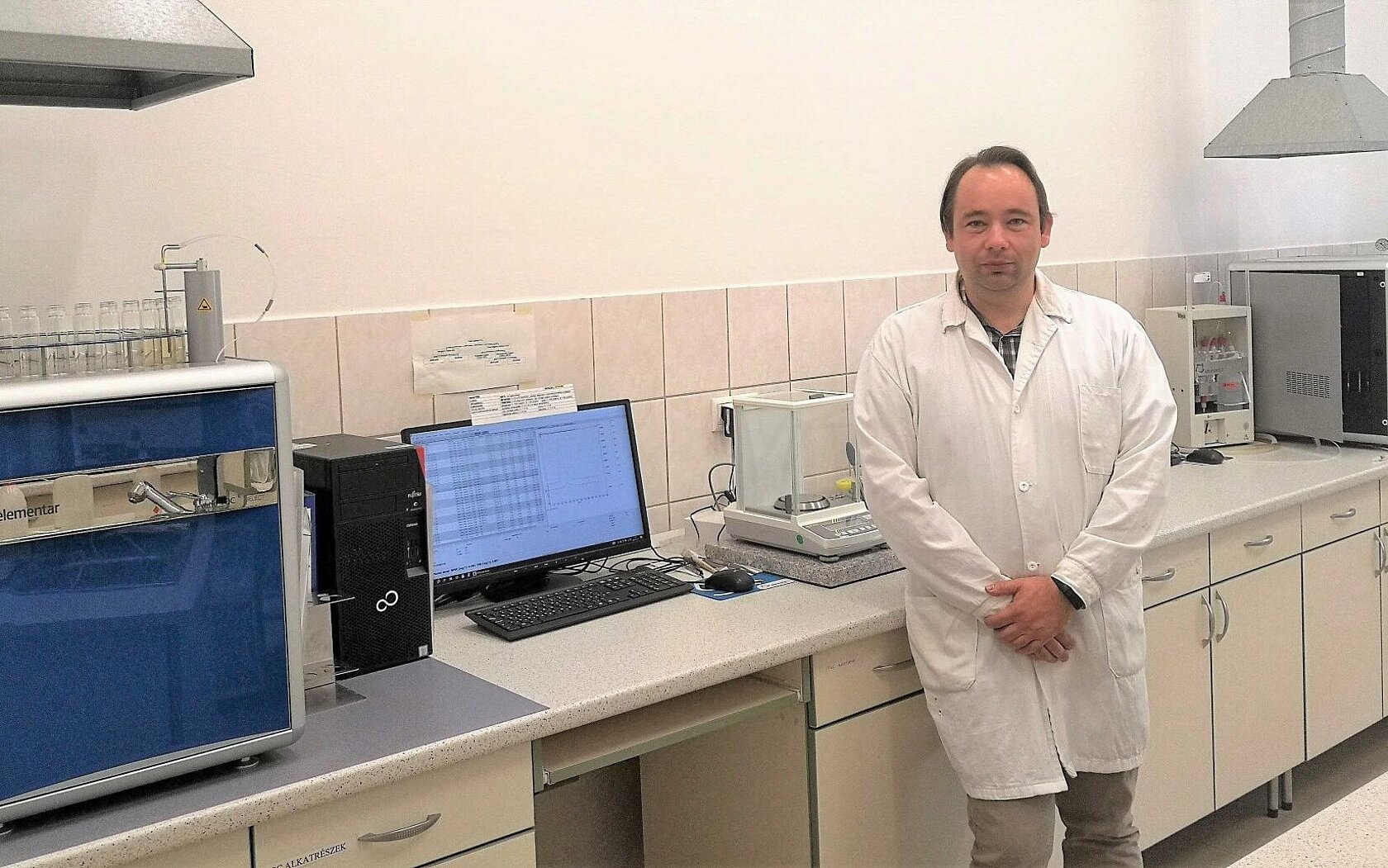 Customer Spotlight: University of Pécs - Elementar