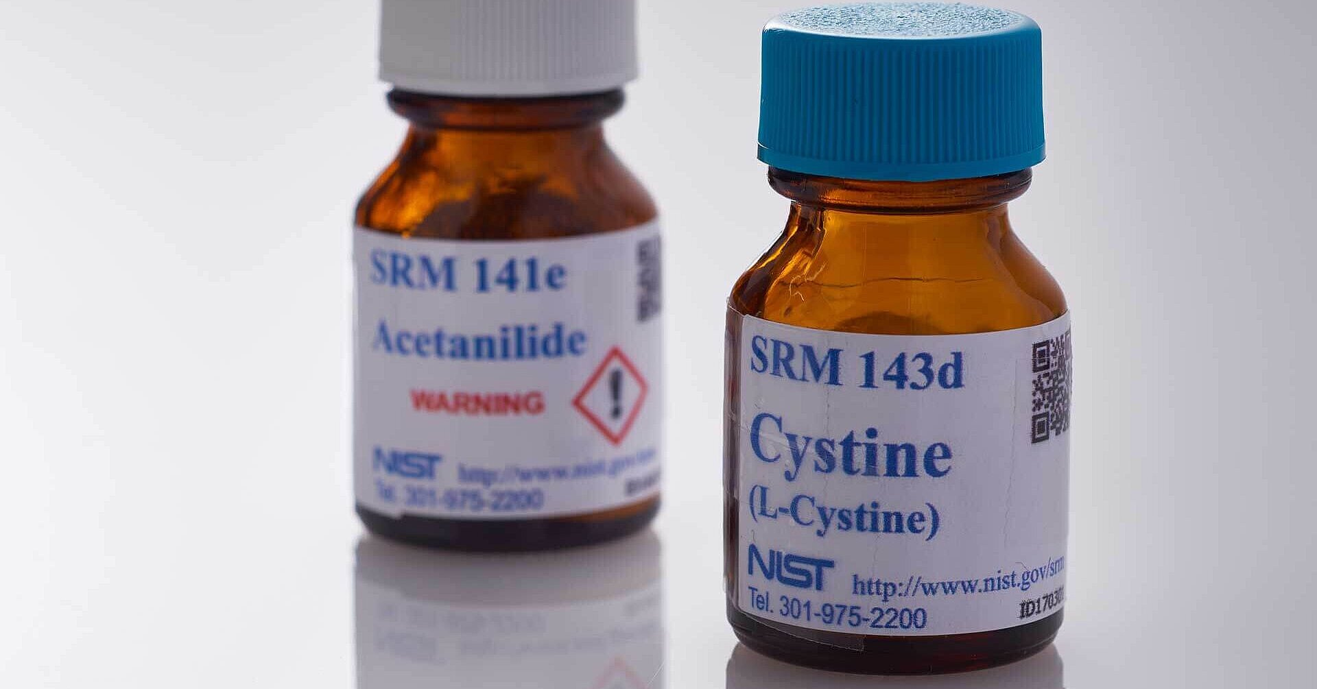 CHNS analysis of NIST Standard Reference Materials - Elementar